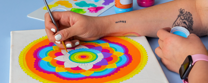 Online Course - Zentangle and Mandalas: Draw Harmonious Patterns (Dani ...